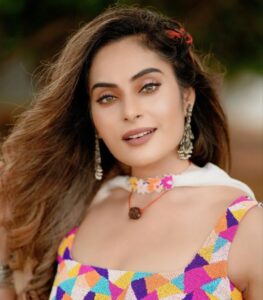 Shrutika Arjun (Bigg Boss Hindi) Age, Boyfriend, Husband, Children ...