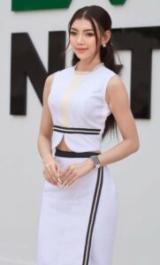 Thae Su Nyein Height, Age, Family, Biography » StarsUnfolded