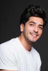 Amaran Actors, Cast & Crew » StarsUnfolded