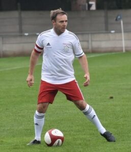 Alan Halsall Height, Age, Girlfriend, Wife, Family, Biography ...