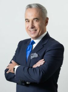 Călin Georgescu Age, Wife, Family, Biography » StarsUnfolded