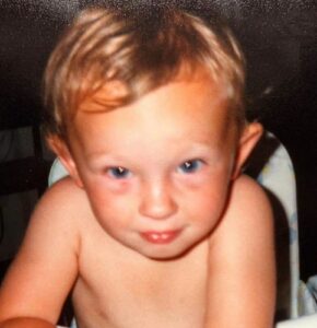 Callum Turner Height, Age, Girlfriend, Family, Biography » StarsUnfolded