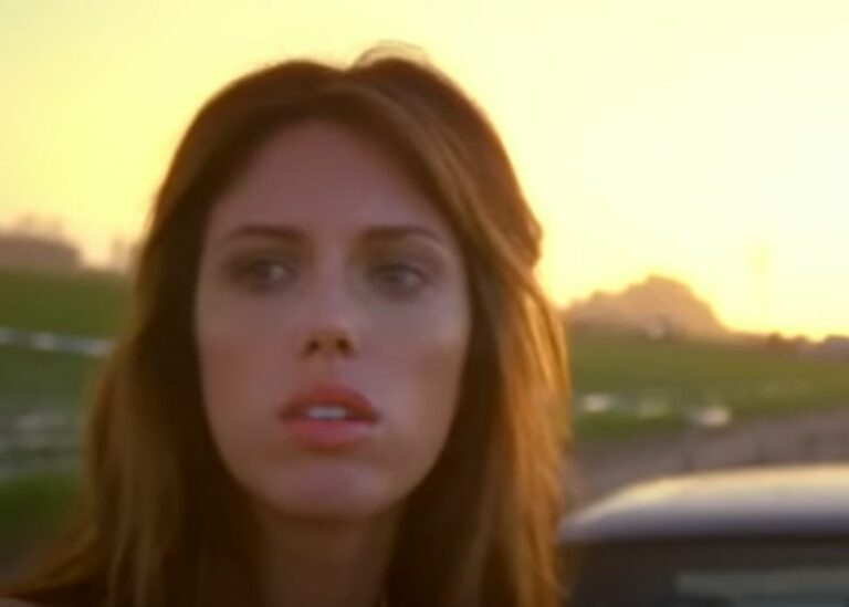 Kayla Ewell Height, Age, Husband, Children, Family, Biography ...