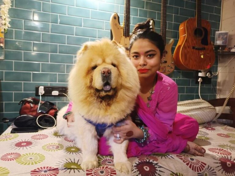 Mohini Dey Height, Age, Husband, Family, Biography » StarsUnfolded