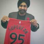 Nav Bhatia Age, Wife, Children, Family, Biography » StarsUnfolded