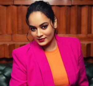 Suja Varunee Height, Age, Husband, Family, Biography » StarsUnfolded