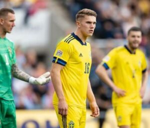 Viktor Gyökeres Height, Age, Girlfriend, Family, Biography » StarsUnfolded