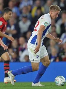 Viktor Gyökeres Height, Age, Girlfriend, Family, Biography » StarsUnfolded