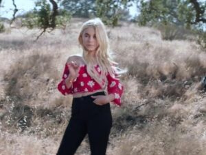 Alabama Barker Height, Age, Boyfriend, Family, Biography » StarsUnfolded