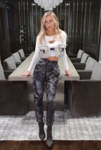 Anna Congdon Height, Age, Boyfriend, Children, Biography » StarsUnfolded