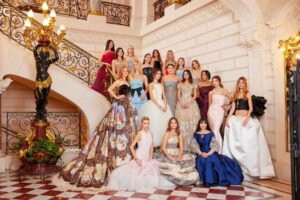 Apple Martin Height, Age, Family, Biography » StarsUnfolded