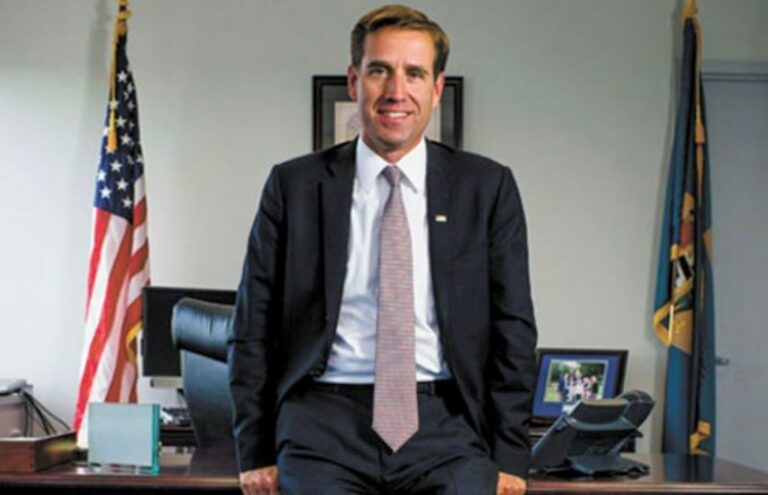 Beau Biden Age, Death, Wife, Children, Family, Biography » StarsUnfolded