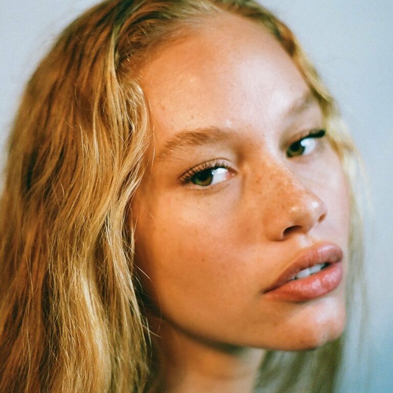 Chase Carter Height, Age, Husband, Children, Family, Biography ...