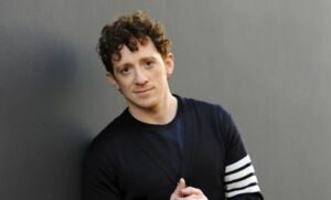 Ethan Slater Height, Age, Girlfriend, Wife, Children, Family, Biography ...