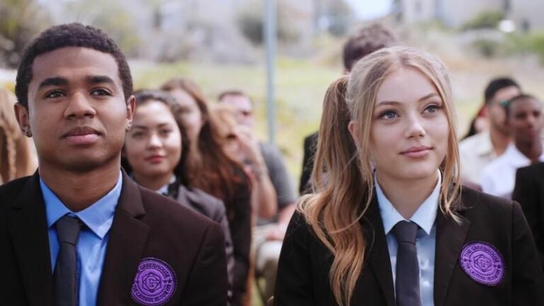 Grace Van Dien Height, Age, Boyfriend, Family, Biography » StarsUnfolded