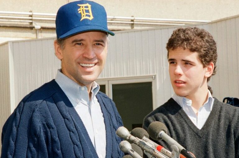 Hunter Biden Age, Wife, Children, Family, Biography » StarsUnfolded