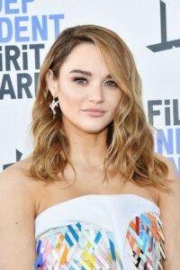 Hunter King Height, Age, Boyfriend, Family, Biography » StarsUnfolded