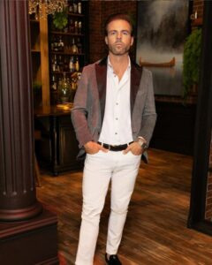 Jarrett Thomas Height, Age, Wife, Family, Biography » StarsUnfolded