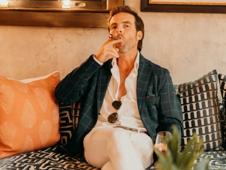 Jarrett Thomas Height, Age, Wife, Family, Biography » StarsUnfolded