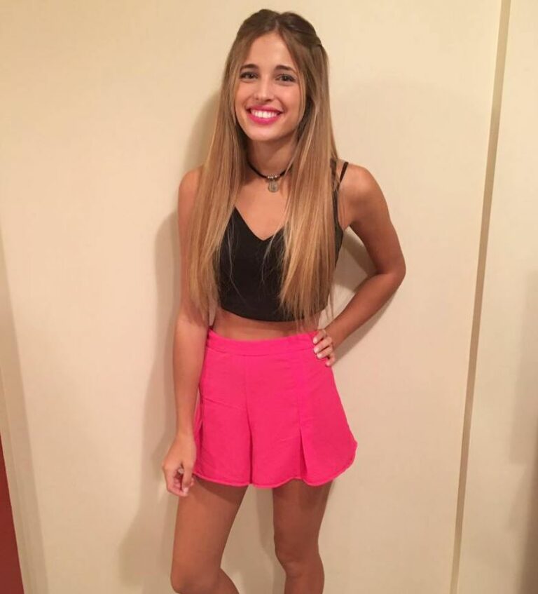 Martina Pereyra Height, Age, Family, Biography » StarsUnfolded