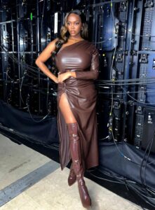 Oti Mabuse Height, Age, Husband, Children, Family, Biography ...