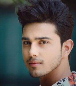 Sunny Chopra Height, Age, Wife, Family, Biography » StarsUnfolded