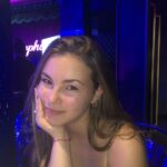Zoë Kestan Height, Age, Boyfriend, Family, Biography » StarsUnfolded