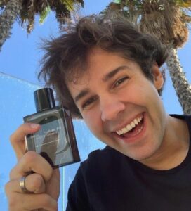 David Dobrik (YouTuber) Height, Age, Girlfriend, Wife, Children, Family ...