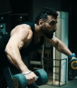 Dodi Khan Height, Age, Wife, Children, Family, Biography » StarsUnfolded