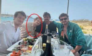 Fred Hechinger Height, Age, Family, Biography » StarsUnfolded