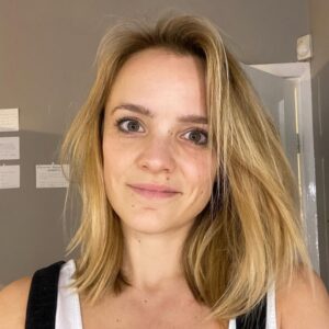 Laura Aikman Height, Age, Boyfriend, Husband, Family, Biography ...