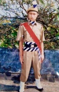 Prashant Tamang Height, Age, Wife, Children, Family, Biography ...