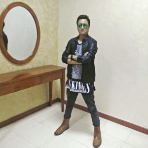 Prashant Tamang Height, Age, Wife, Children, Family, Biography ...