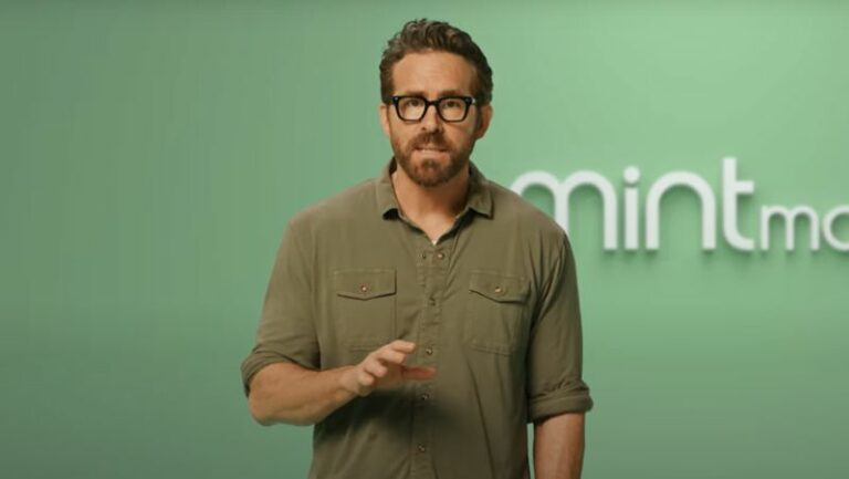 Ryan Reynolds Height, Age, Girlfriend, Wife, Children, Family ...