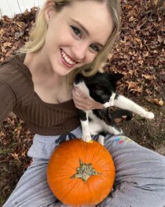 Thea Booysen Height, Age, Boyfriend, Family, Biography » StarsUnfolded