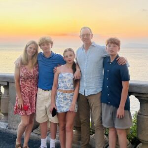 Jenny Cooper Height, Age, Husband, Family, Biography » StarsUnfolded