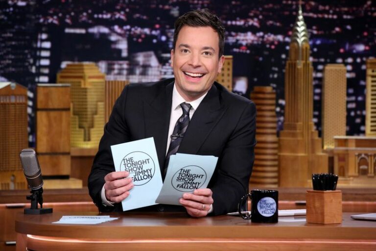 Jimmy Fallon Height, Age, Wife, Children, Family, Biography » StarsUnfolded