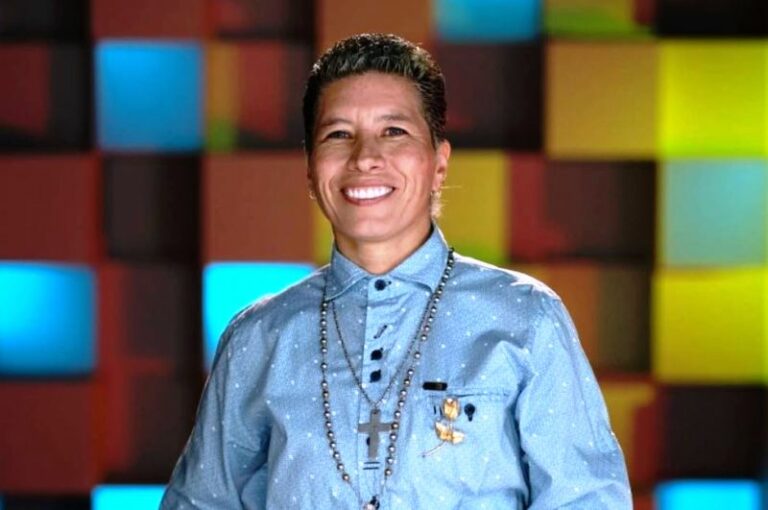 Lady Tabares Height, Age, Girlfriend, Wife, Children, Family, Biography ...