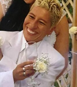 Lady Tabares Height, Age, Girlfriend, Wife, Children, Family, Biography ...