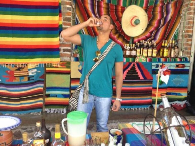 Luis Fernando Salas (La Casa De Los Famosos Colombia) Height, Age ...