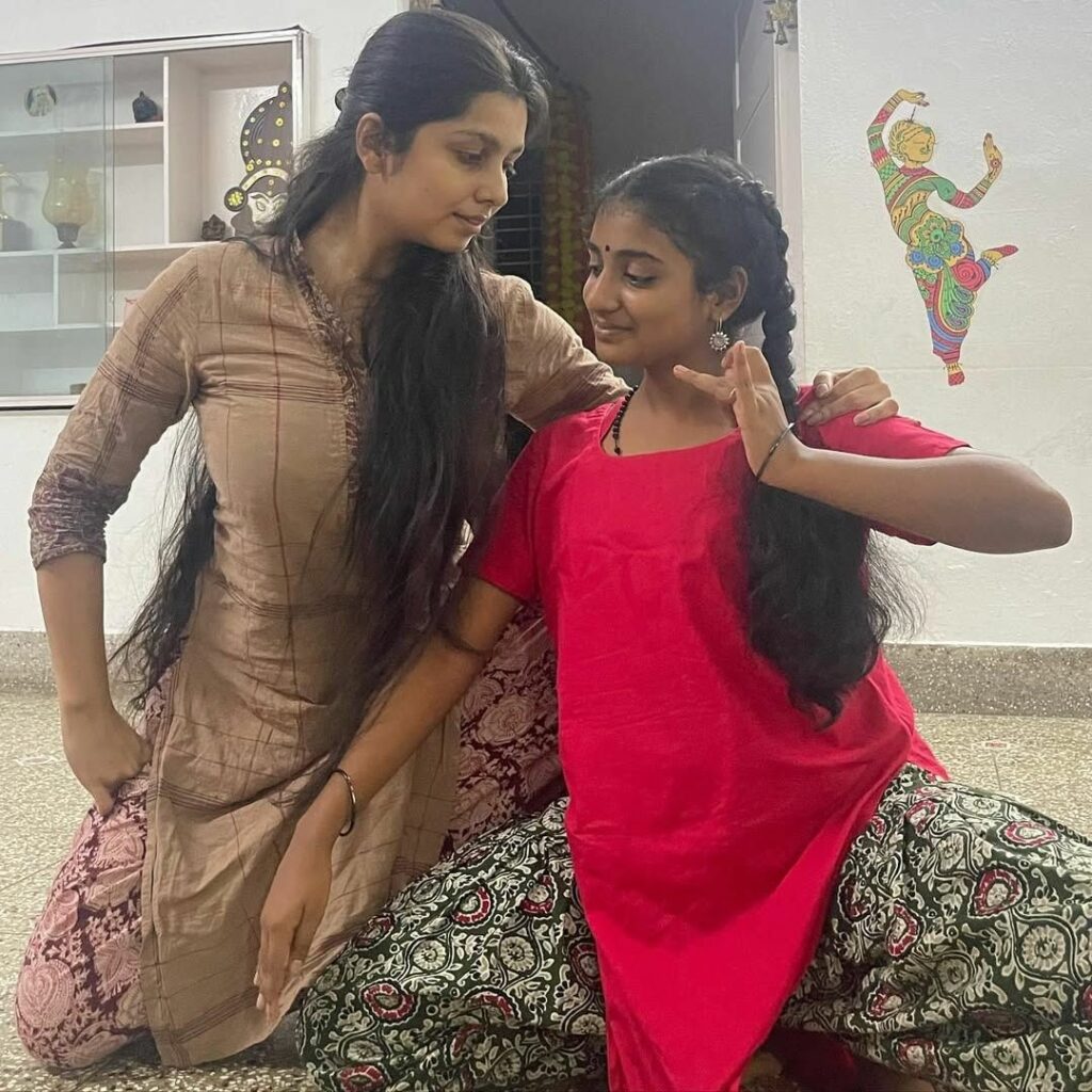 Niranjana Anoop Height, Age, Family, Biography » StarsUnfolded