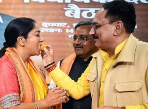 Nikunj Gupta (Rekha Gupta's Son) Age, Family, Biography » StarsUnfolded