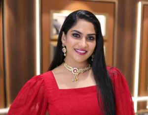 Swasika Height, Age, Boyfriend, Husband, Family, Biography » StarsUnfolded