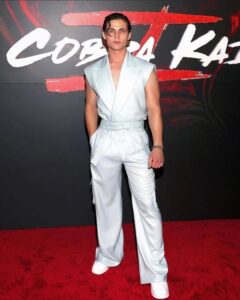 Tanner Buchanan Height, Age, Girlfriend, Family, Biography » StarsUnfolded