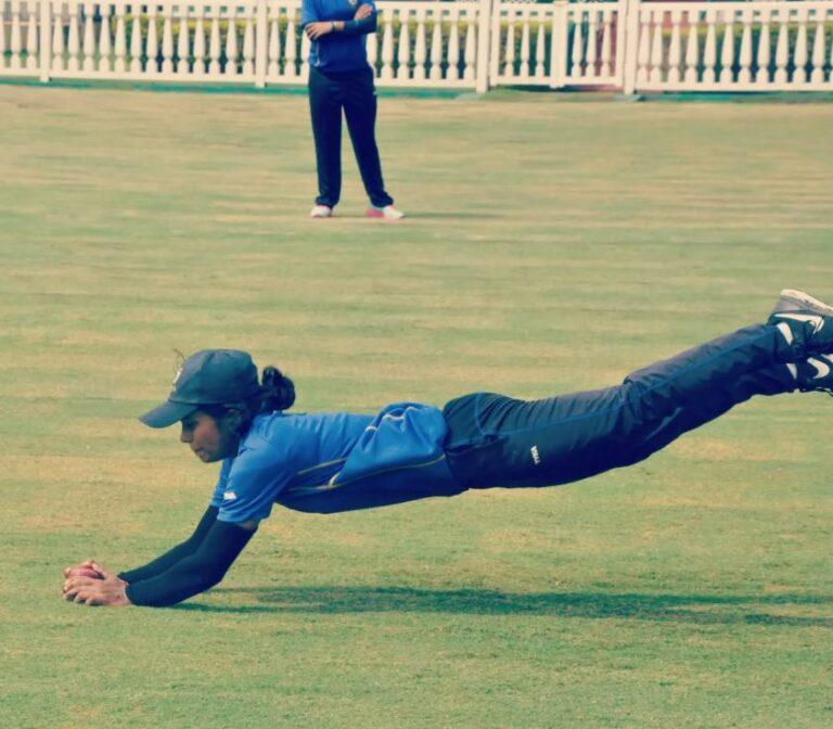 Uma Chetry Height, Age, Family, Biography » StarsUnfolded