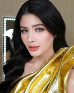 AZ Martinez Height, Age, Family, Biography » StarsUnfolded