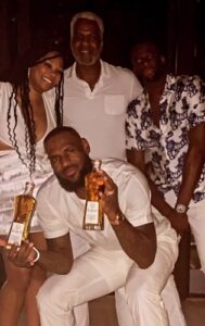 Angela Oakley (The Real Housewives Of Atlanta) Age, Husband, Children ...