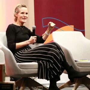 Diana Fox Carney (Mark Carney's Wife) Height, Age, Children, Family ...