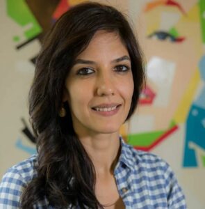 Gauri Spratt Height, Age, Boyfriend, Husband, Children, Family ...