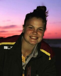 Georgia Voll Height, Age, Family, Biography » StarsUnfolded